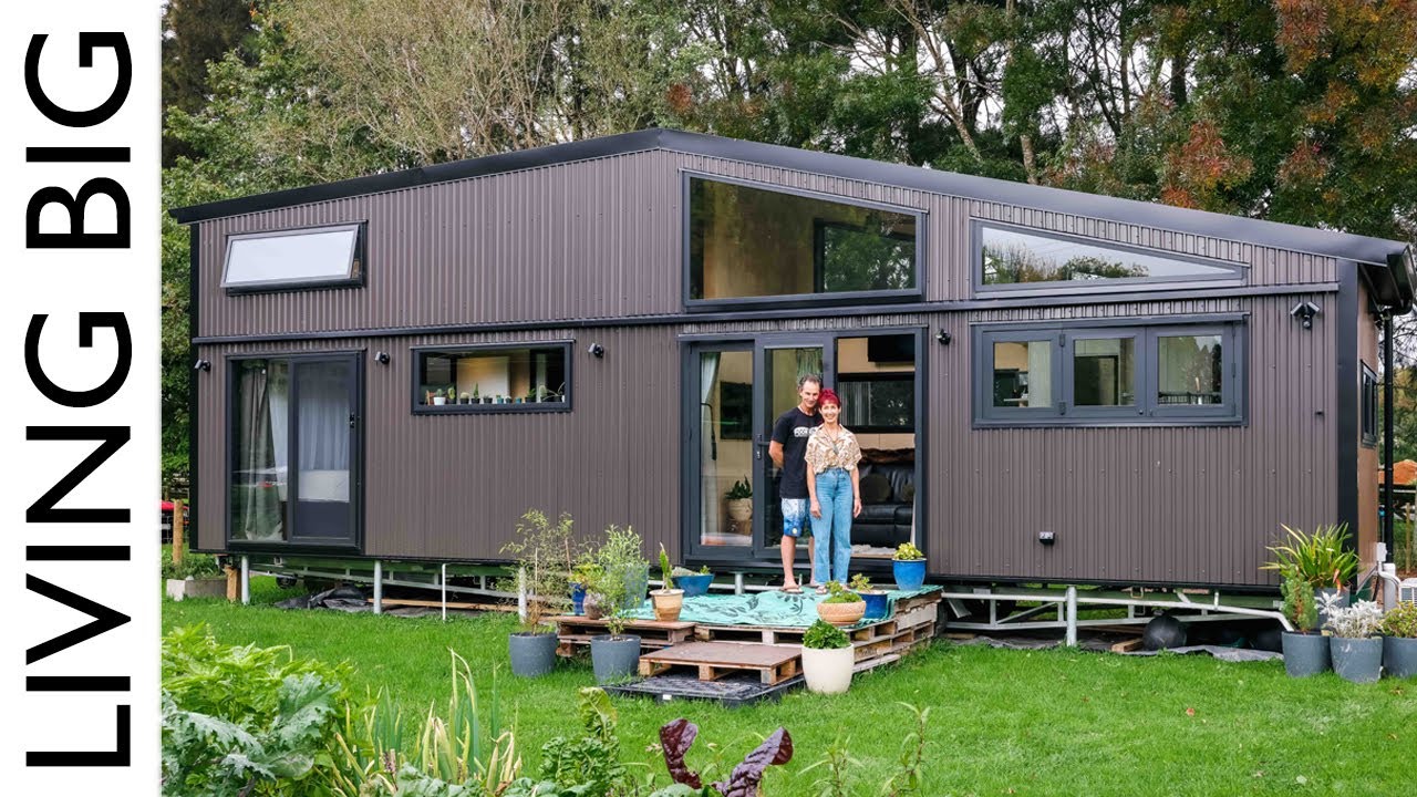 Oversize Serenity Tiny House Is a Beautiful Study in Contrast and ...