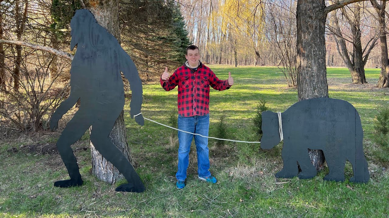 How To Make An Awesome Bigfoot And Bear Silhouette!