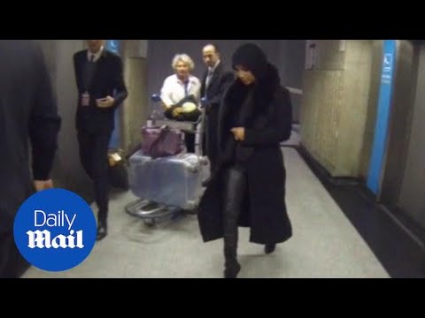 Kim Kardashian arrives in Paris ahead of fashion week - Daily Mail