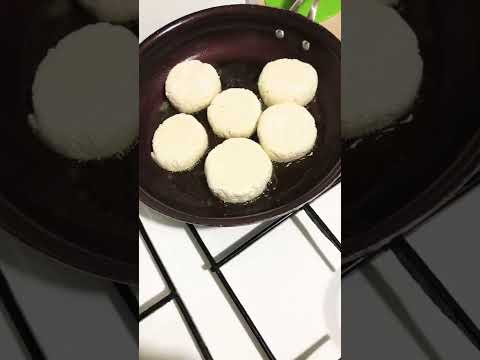 It is very tasty. Russian cheesecakes #shorts