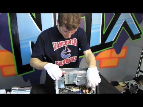 Shuttle SH67H3 Barebones Mini PC Unboxing & First Look Linus Tech Tips