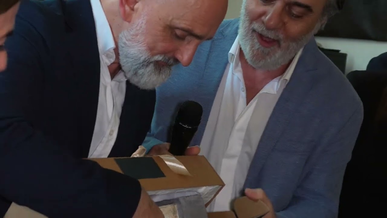 Il PREMIO PLACITO CAPUANO 2025 al linguista Antonelli nei venti anni ...