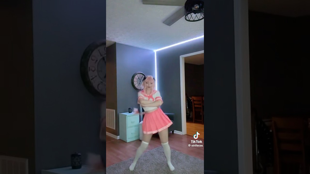 Astolfo Dancing #femboy #goviral #shorts #cosplay