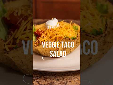 Quick and Easy Veggie Taco Salad #salad #taco #breesbistro