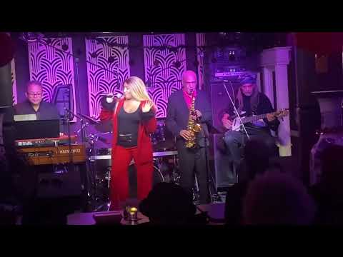 Lisa Chavous--12-23-22 Jamey's house of Music--