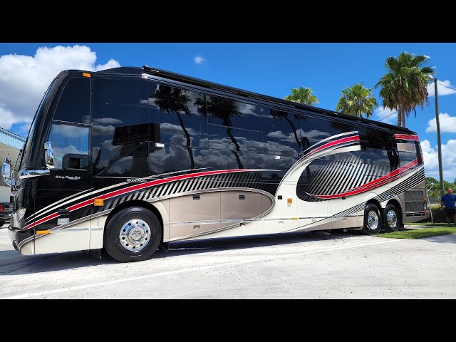 Liberty Coach Showcase - 2022 - Custom Luxury Motorcoach