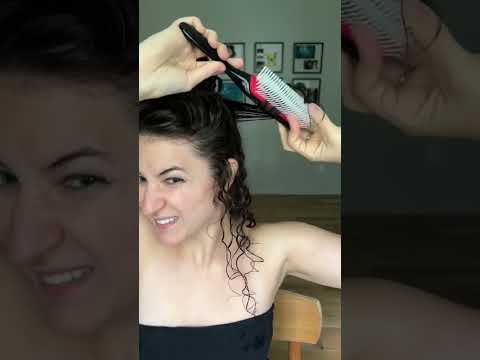 Common denman brush curl mistakes for wavy and curly hair