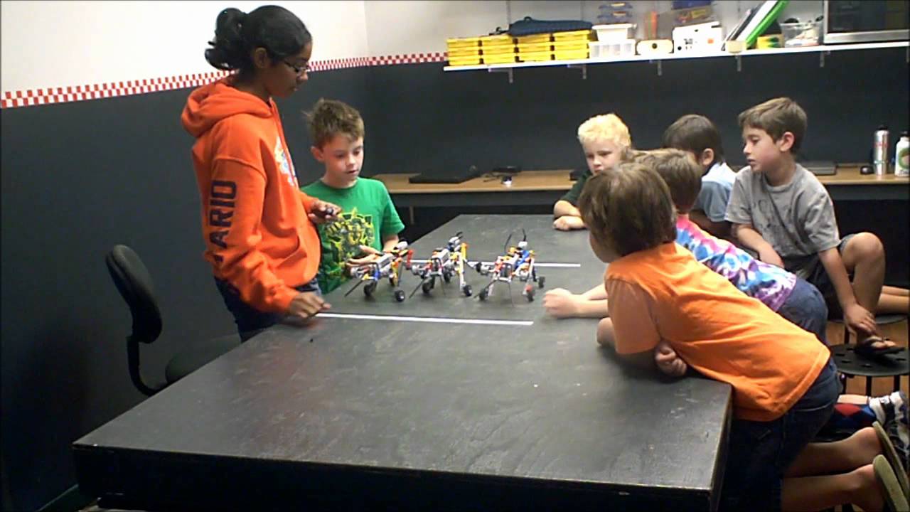 Wee-Bots 2  @ E-Bots