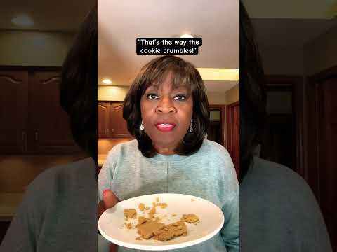 CRUMBLE vs CRUMPLE: #confusingwords #confusingwordsinenglish #shorts
