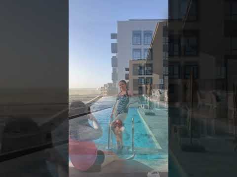DUBAI’S Infinity Bridge | Ibis Styles Hotel Deira | Staycation with the Nipzies!!!🌼