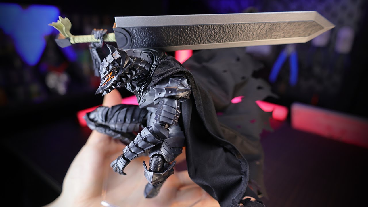 Building The Obscenely Good Berserk Guts Model Kit