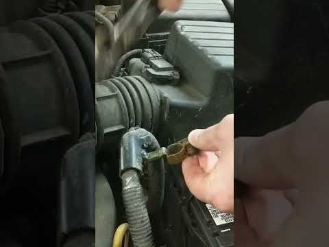 loose car battery terminal hack - tighten without replacing