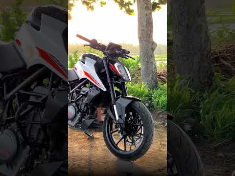 ktm duke 390 lover#shorts #vairalshort#bike#ytshorts @Lalbabu_offcial @ManojDey @MrBeast