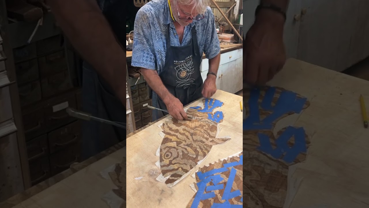 Wiggle Clown Fish veneerartist.com #woodworking #marquetry #inlay #colab