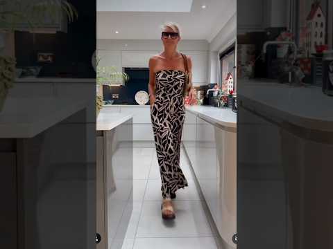 WOW! 60, 70, 80-YEAR-OLD LADY⛱️#60years #70years #60years