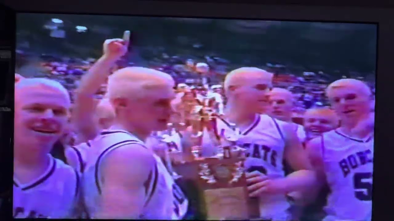 Western Dubuque Bobcats 🏀 State Title team 2001. Postseason rewind. IA Hoops MBB archives. March ‘01