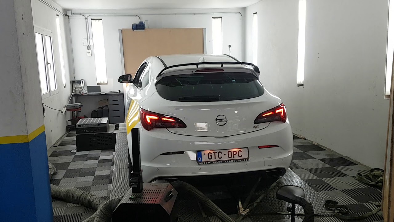 Opel Astra J OPC full stock dyno