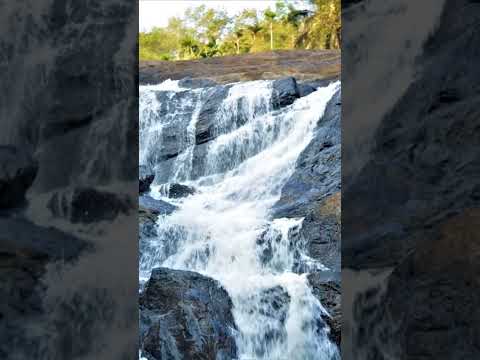 Kanthanpara waterfall (Meppady) #wayanad #kanthanpara #manurinuvlog