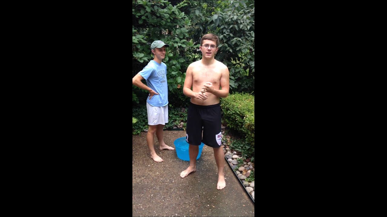 VIDEO: EPIC Ice Bucket Challenge fail - Daily Star