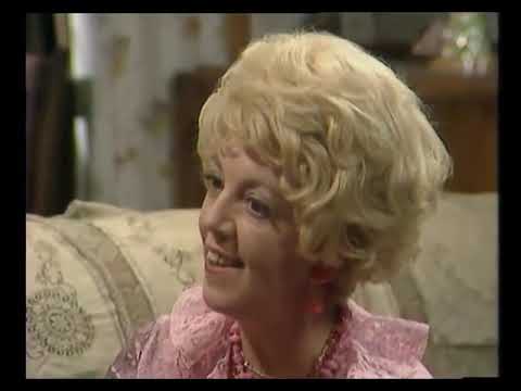 Sunday Classic Comedy: Curry & Chips S01E03 – Spike Milligan,Eric Sykes ...