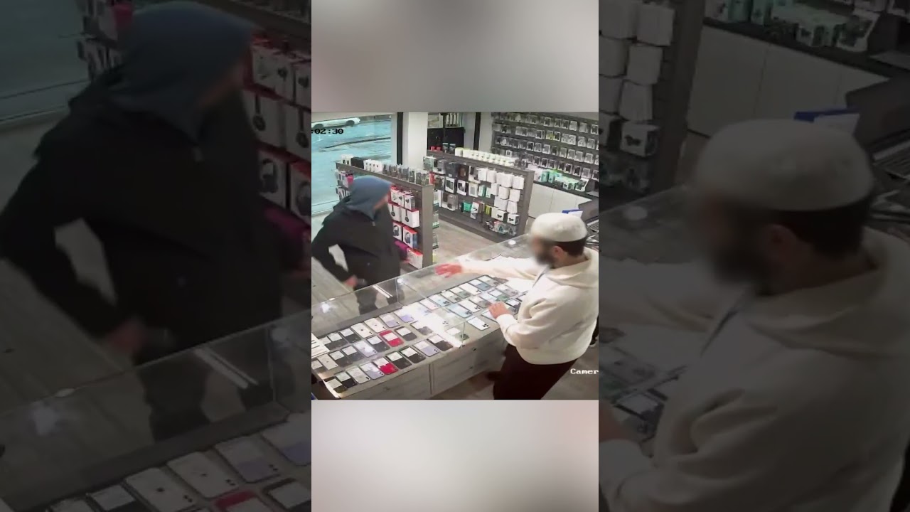 Cell Phone Store Owner Lets Would-Be Robber Go Free | Customer Wars | A&E #shorts