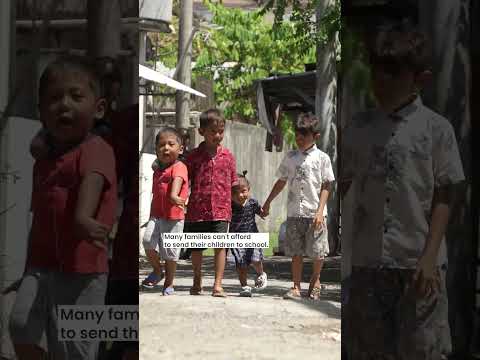 100+ families live and work at the Suwung .Many children can't go to school.