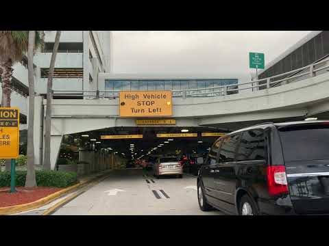 MIAMI AIRPORT ARRIVALS