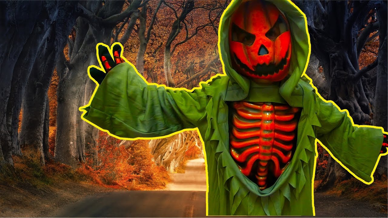 Pumpkin Monster Nerf Blaster Sneak Attack On Dad