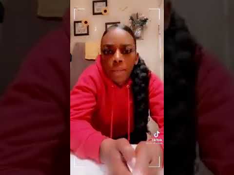 Stan Twitter: The woman that put Gorilla Glue in her hair saying "bad, bad, BAD idea!"