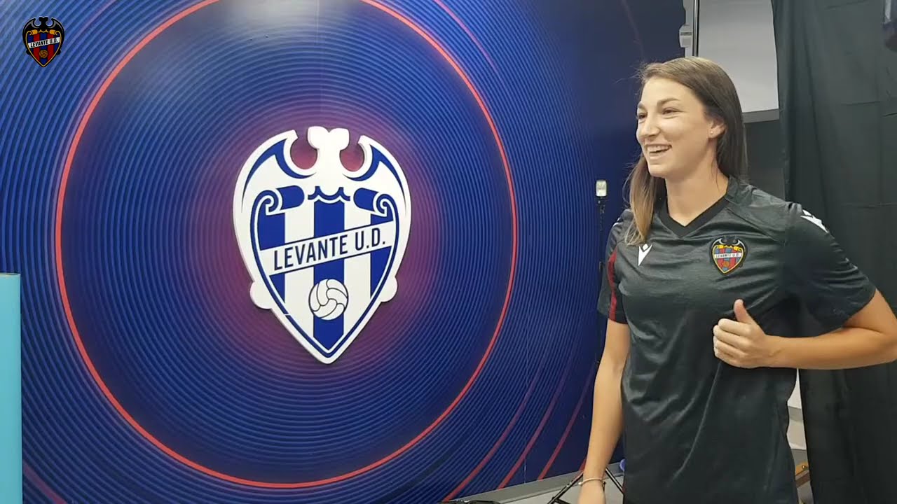 Training Kit 2021/2022