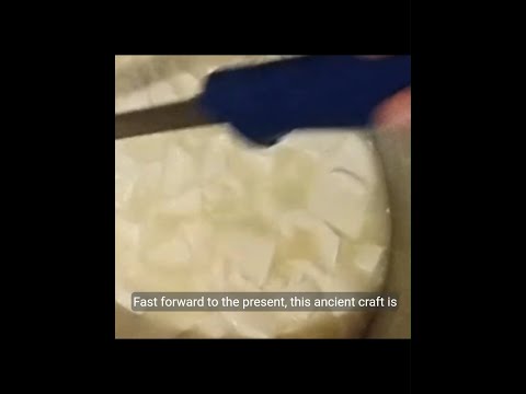 Doctor Quesero reveals the magic behind turning simple milk into delicious, handcrafted chee #shorts