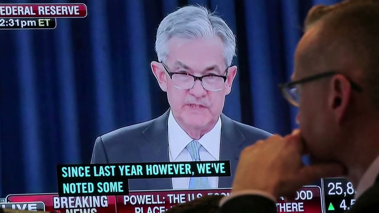 Wall Street ends sharply lower ahead of inflation data