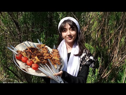 How A Village Family Lives In The Spectacular Damavand Foothills of Iran!
