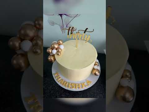 Compilation of yummy cakes & goodies! #baking #cake #cupcakes #yumyum #cakeartist #cakeartist ๐ซถ๐ป