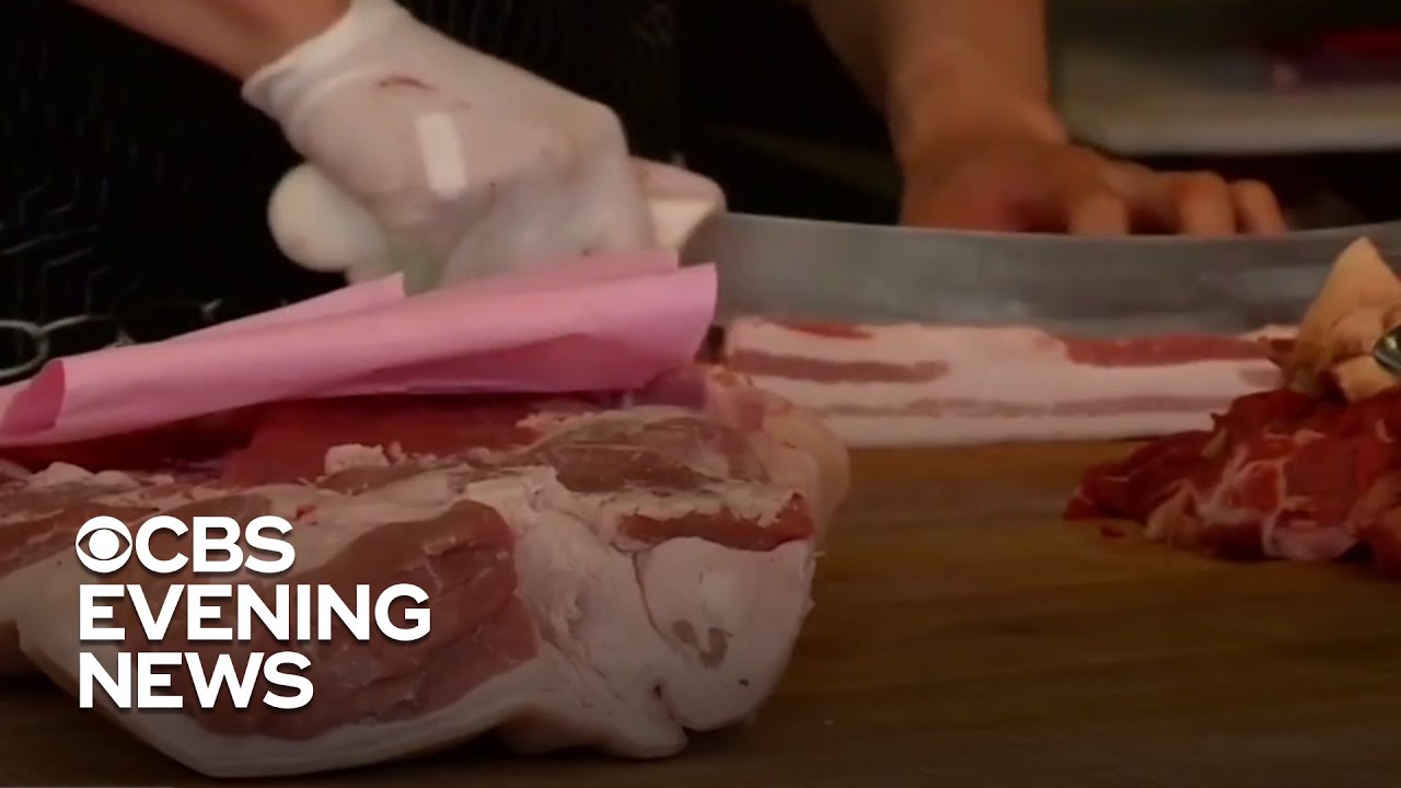 Meat shortages as virus forces plants to close