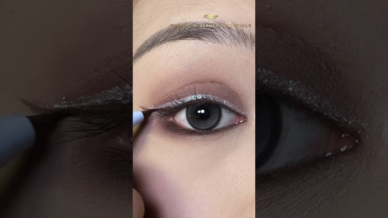 silver eyeliner tutorial | simple makeup tutorial  #makeup #makeuptutorial #makeuphacks