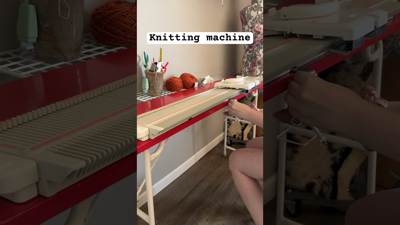 Knitting machine for beginners. #knittingmachine #LK150 #knittingpatterns