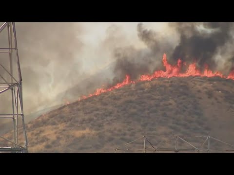 Route Fire: At least 600 acres burned, 7 firefighters injured