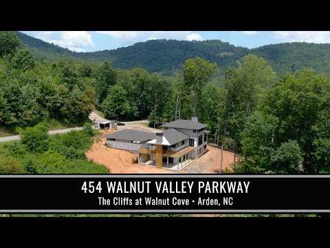 454 Walnut Valley Parkway in Arden, NC 28704