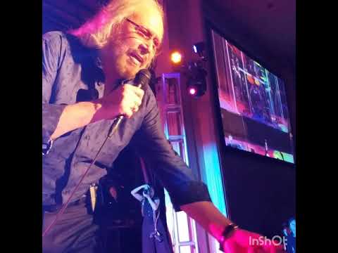 Barry sings Words to Linda 11/23/19 Boca