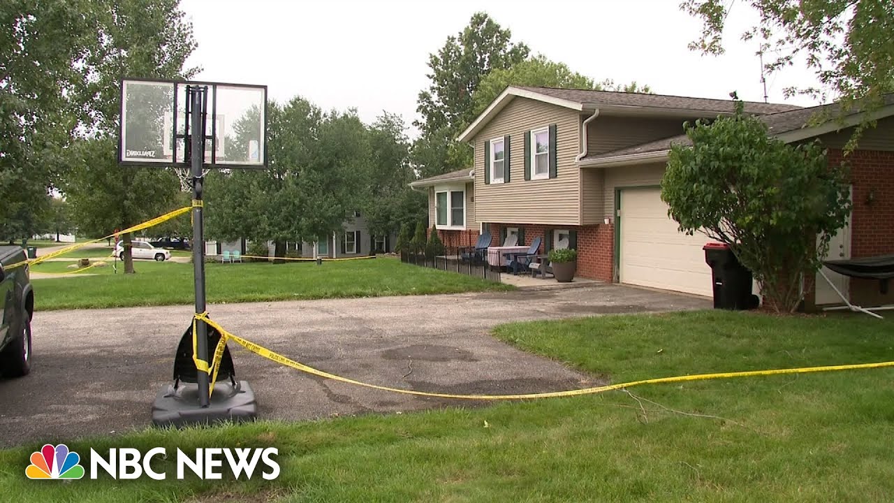 Five family members found dead in Ohio home in apparent murder-suicide