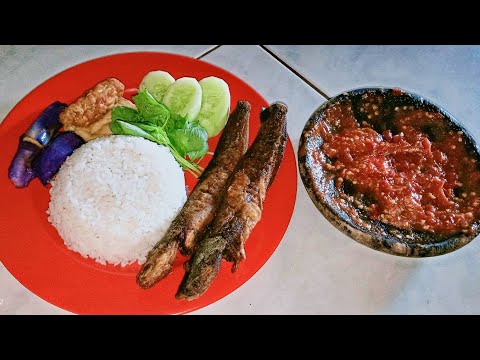lalapan lele goreng by mama thafana