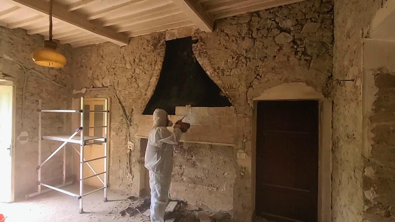 #18 Revealing the Original Fireplace