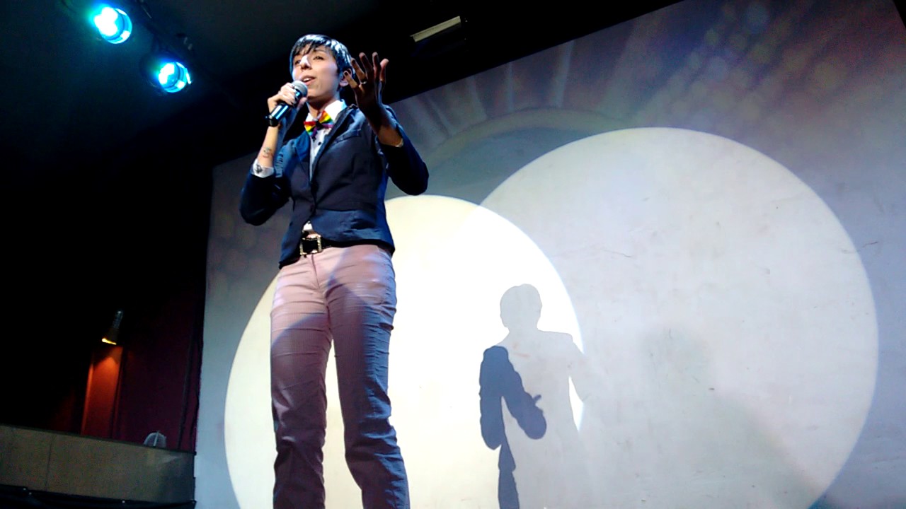 Eli Trimarchi Stand Up - La tetona