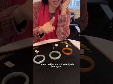 Tell the difference between fake and real jade in seconds! Our jade expert explains! #jade #jadeite