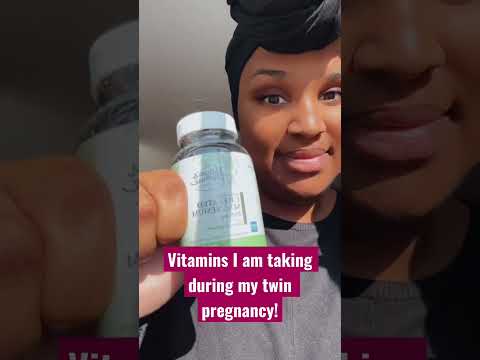 PREGNANT WITH TWINS (Daily Vitamins) !