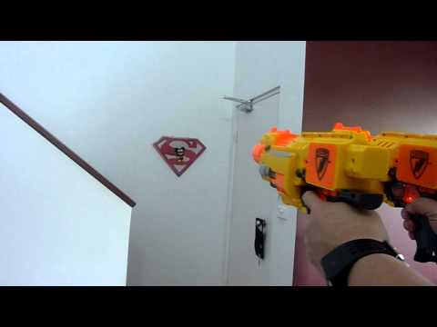 Urban Taggers: Dual wielding Nerf Barricade RV-10s