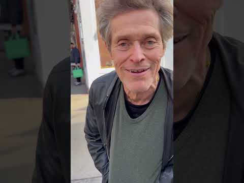 Willem Dafoe describes his outfit #willemdafoe #streetstyle #outfits #fitcheck #thepeoplegallery