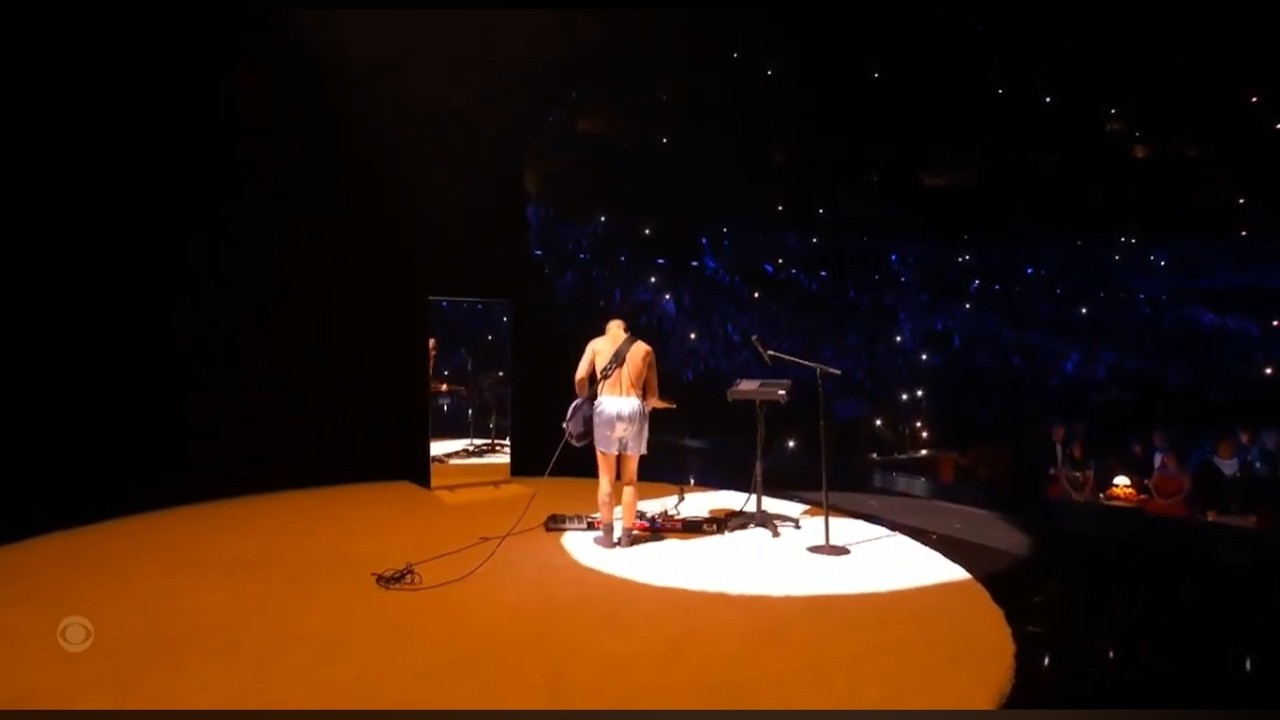 Justin Bieber performs at the GRAMMYs wearing only his underwear 