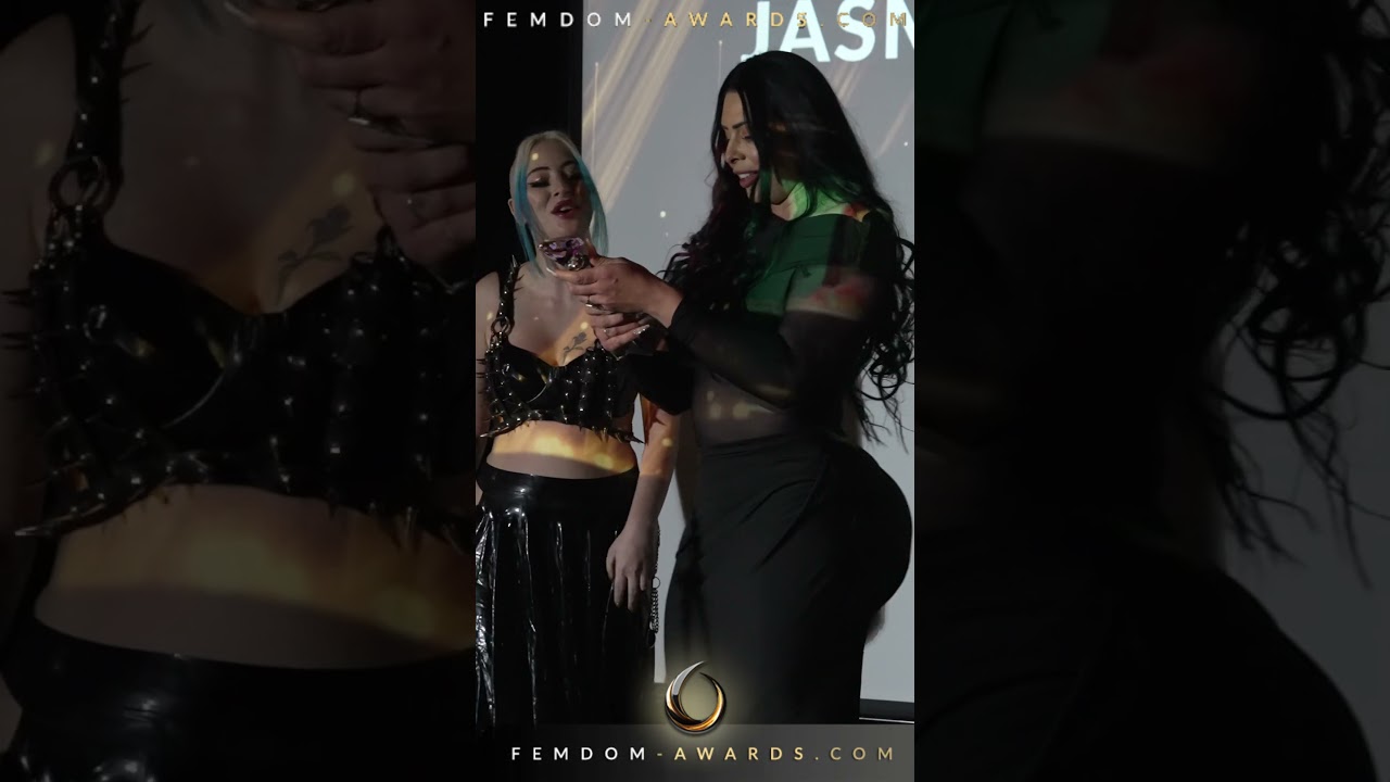 Jasmine Mendez wins Most Influential at the 2024 FemDom Awards!